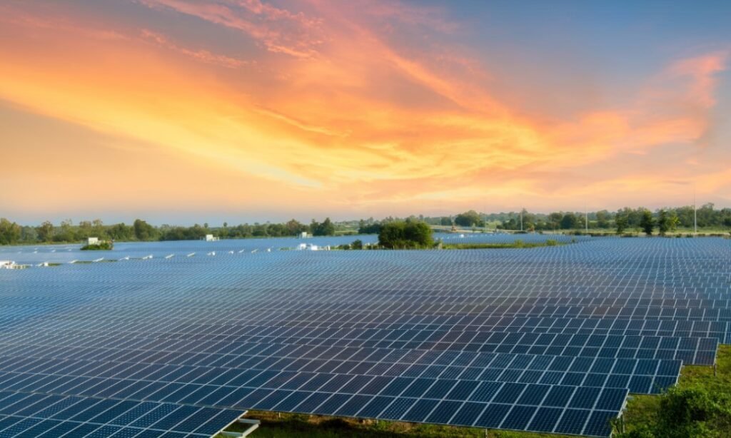 Solar-Powered Smart Farming: A New Dawn for Sustainable Agriculture ...